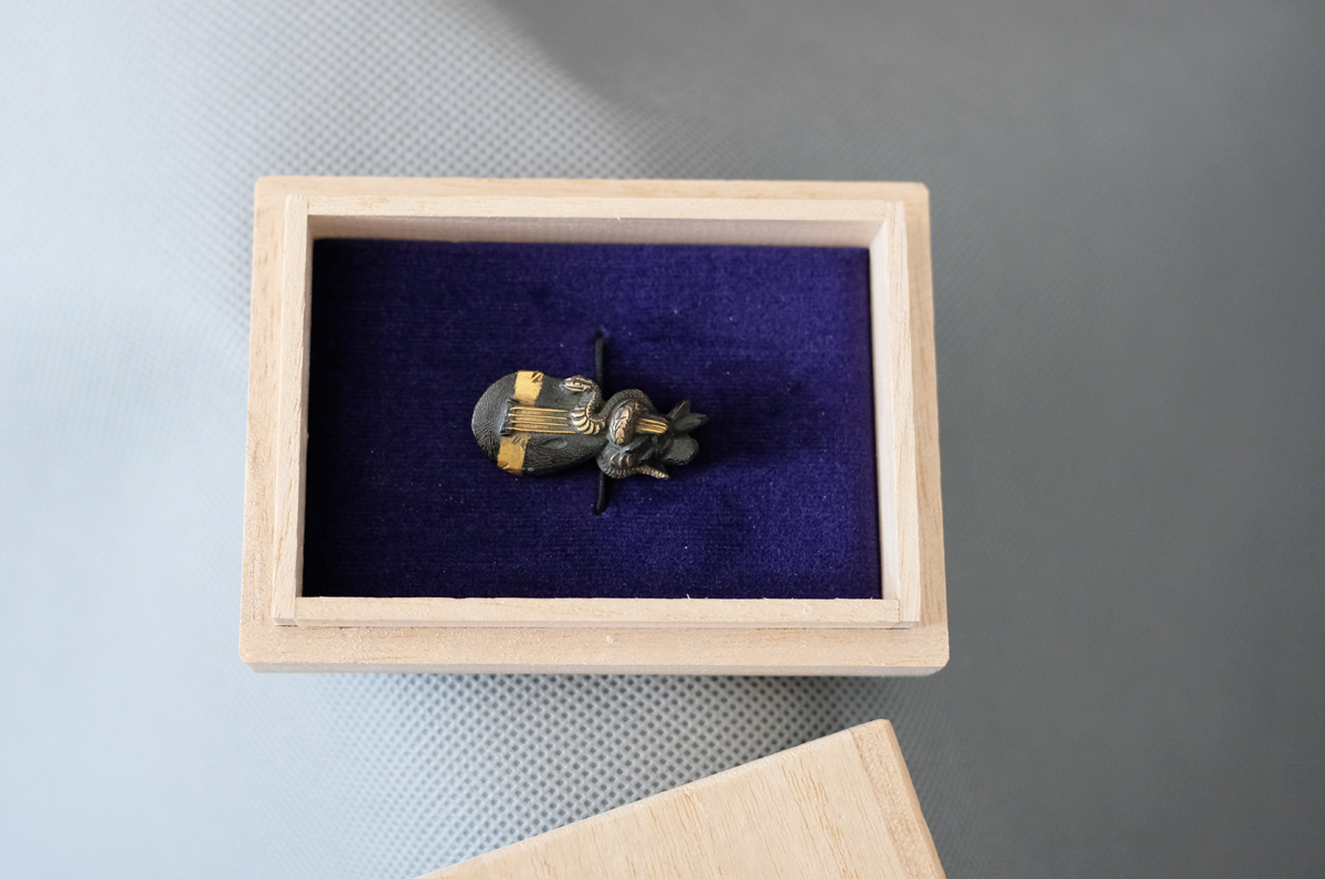 Rare antique Japanese Menuki Snake on Biwa Edo period katanacenter for ...