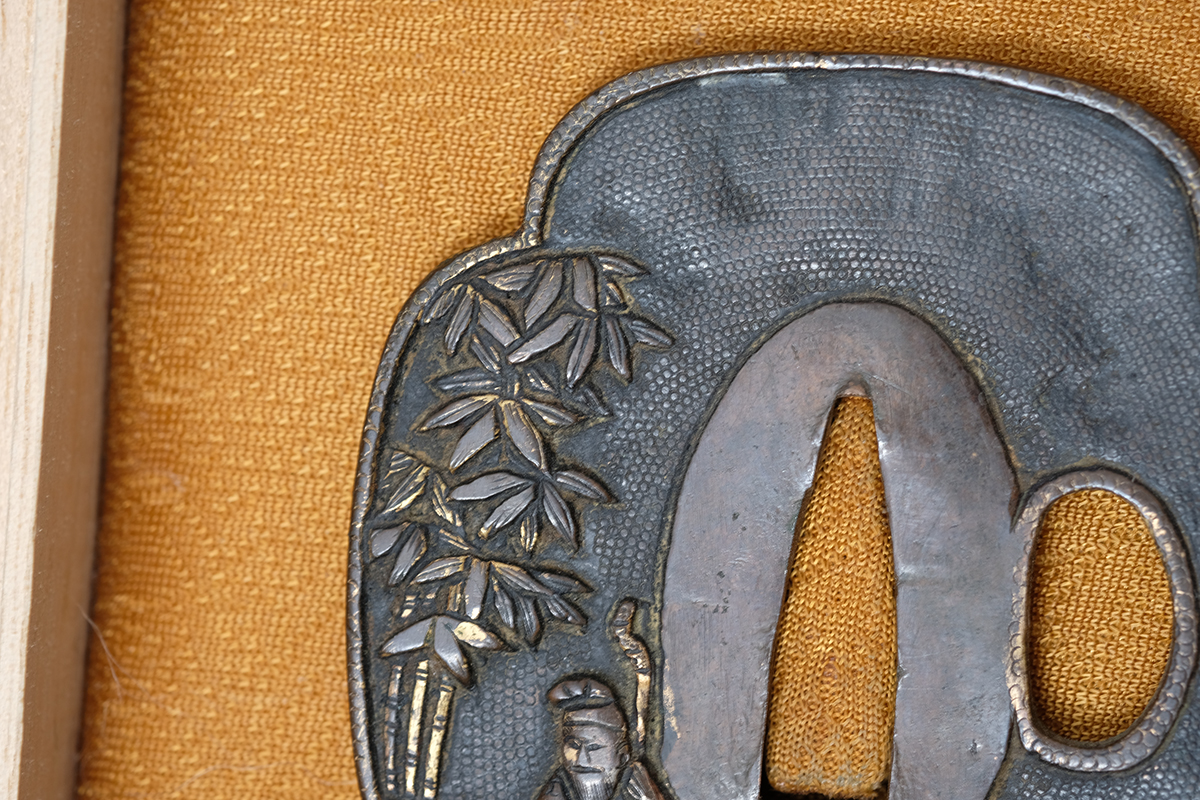 Tsuba Mokko Gata Takabori Edo period