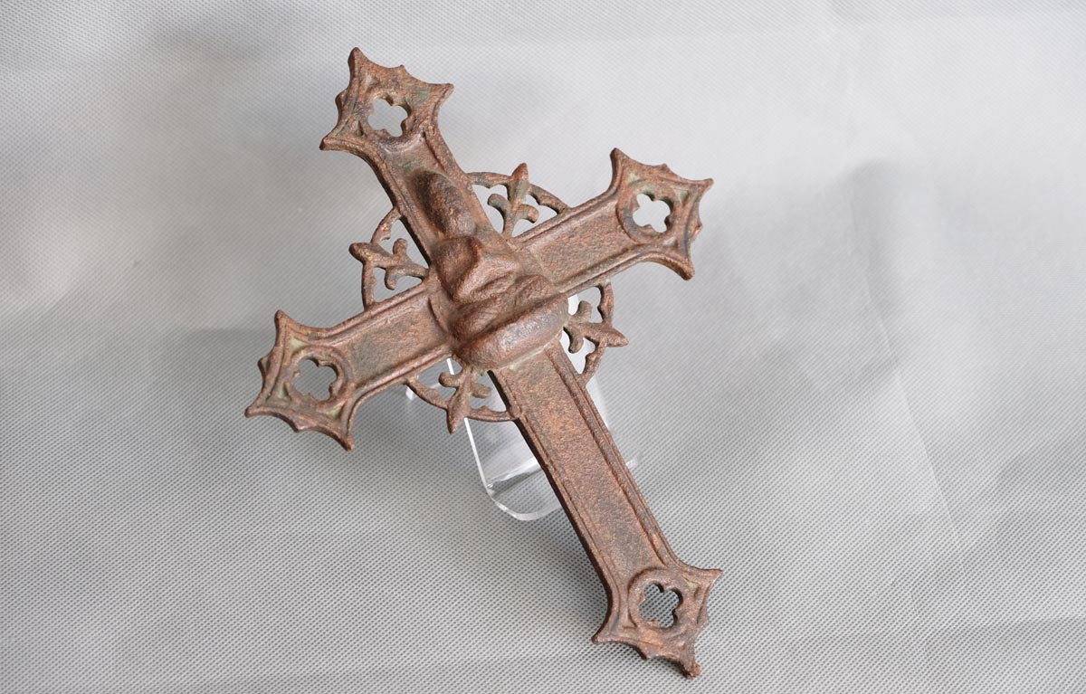 JAPAN CROSS AND CRUCIFIX | cuma asal omong